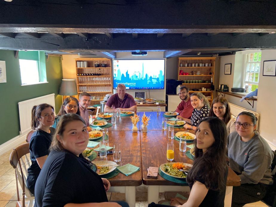 Tenintelligence Team Building | Kent Cookery School